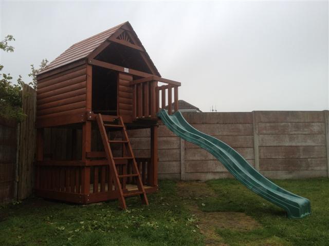 Deluxe 2 story playhouse internal loft